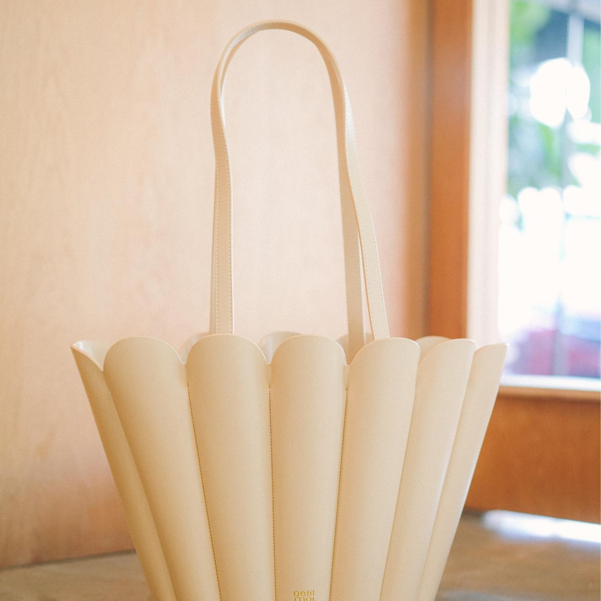 SCALLOP BAG IN ECRU – Petit Moi